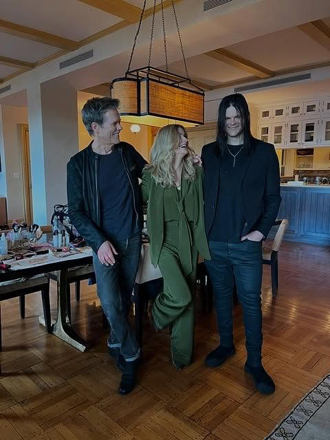 Kevin Bacon and Kyra Sedgwick's son Travis displays ripped, tattooed ...