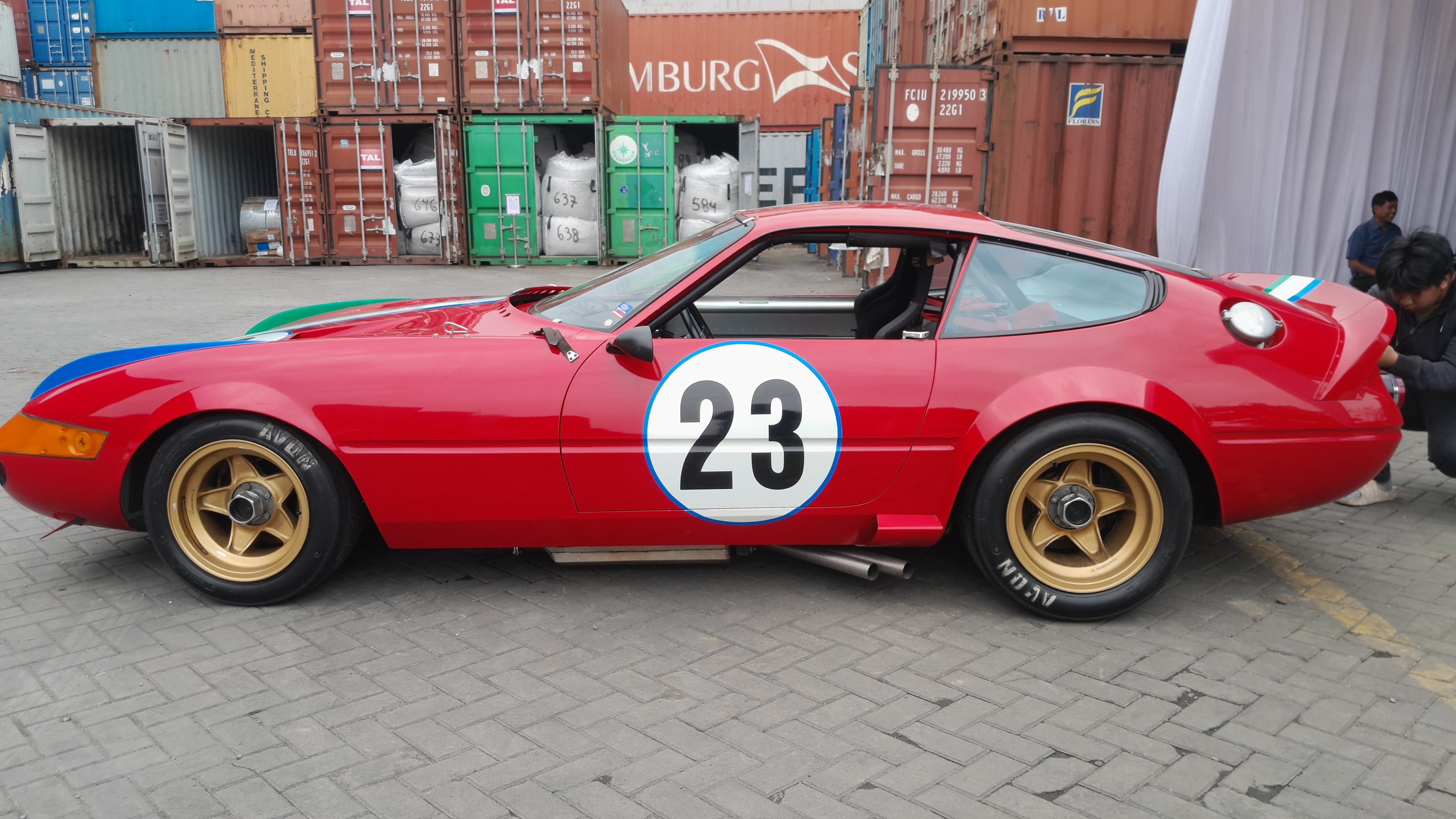 Begini Cara Mengurus Surat-Surat Ferrari GTB/4 Competition Kembali Hidup
