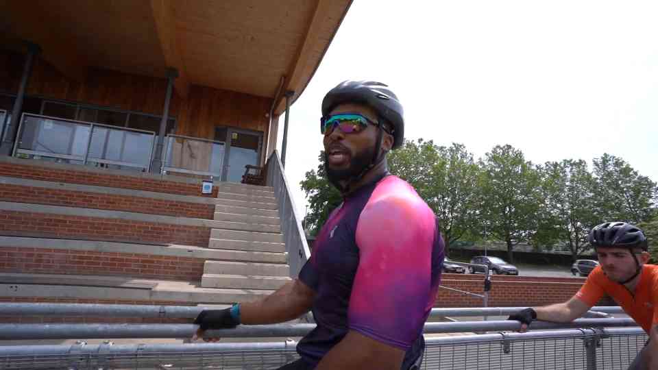 Bodybuilder tries track cycling for the first time