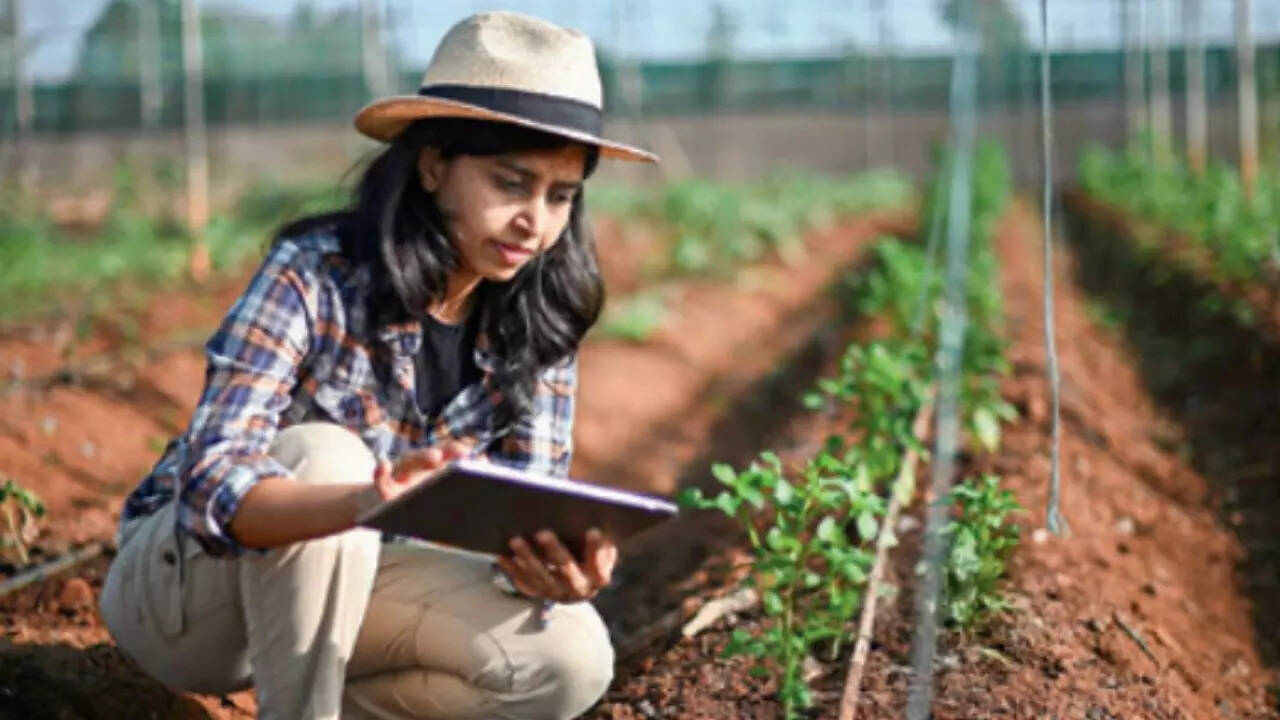 Telangana's Mulugu to get smart farm: Exotic fruits, new tech; training ...