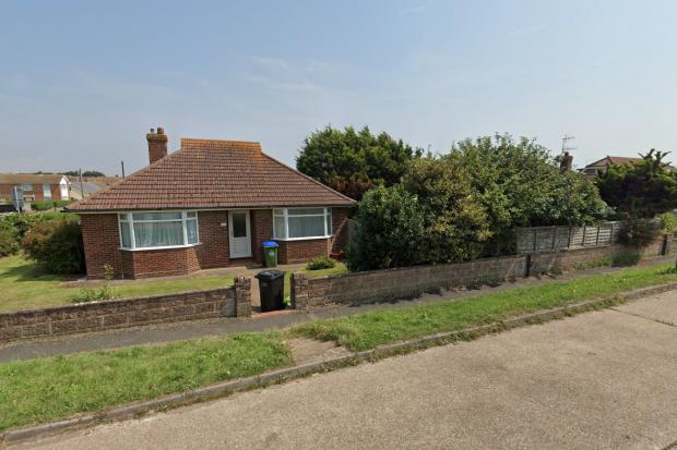 'Incredibly inappropriate' new house in garden approved despite ...