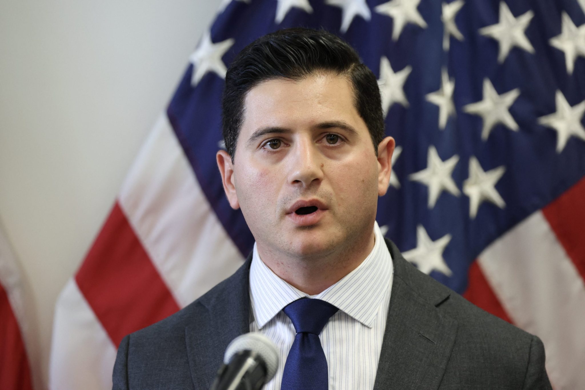 Former CEO sentenced to prison after first-ever prosecution for stock ...