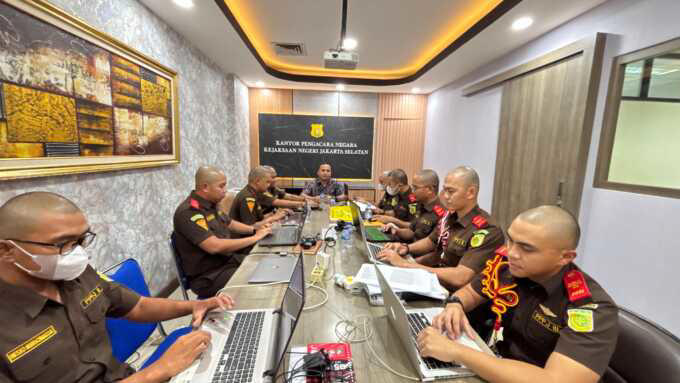 Ribuan Warga Meriahkan Jalan Sehat HUT ke-79 Bhayangkara