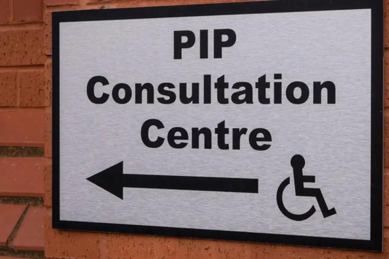 DWP PIP rates 2025-2026 with full list of amounts and payment dates