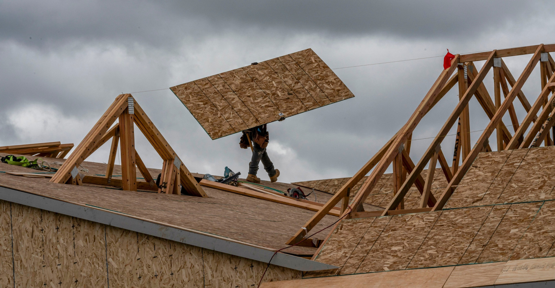 Wooden homes thrive despite US disaster risks