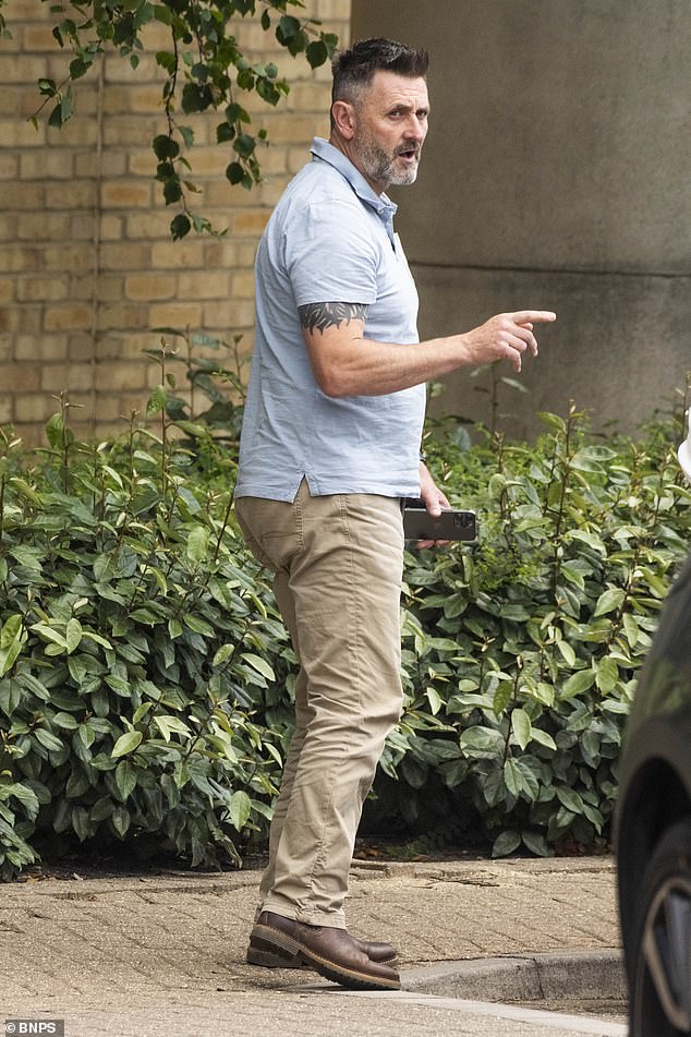 Crufts gundog trainer allowed dogs to bake to death after leaving them ...