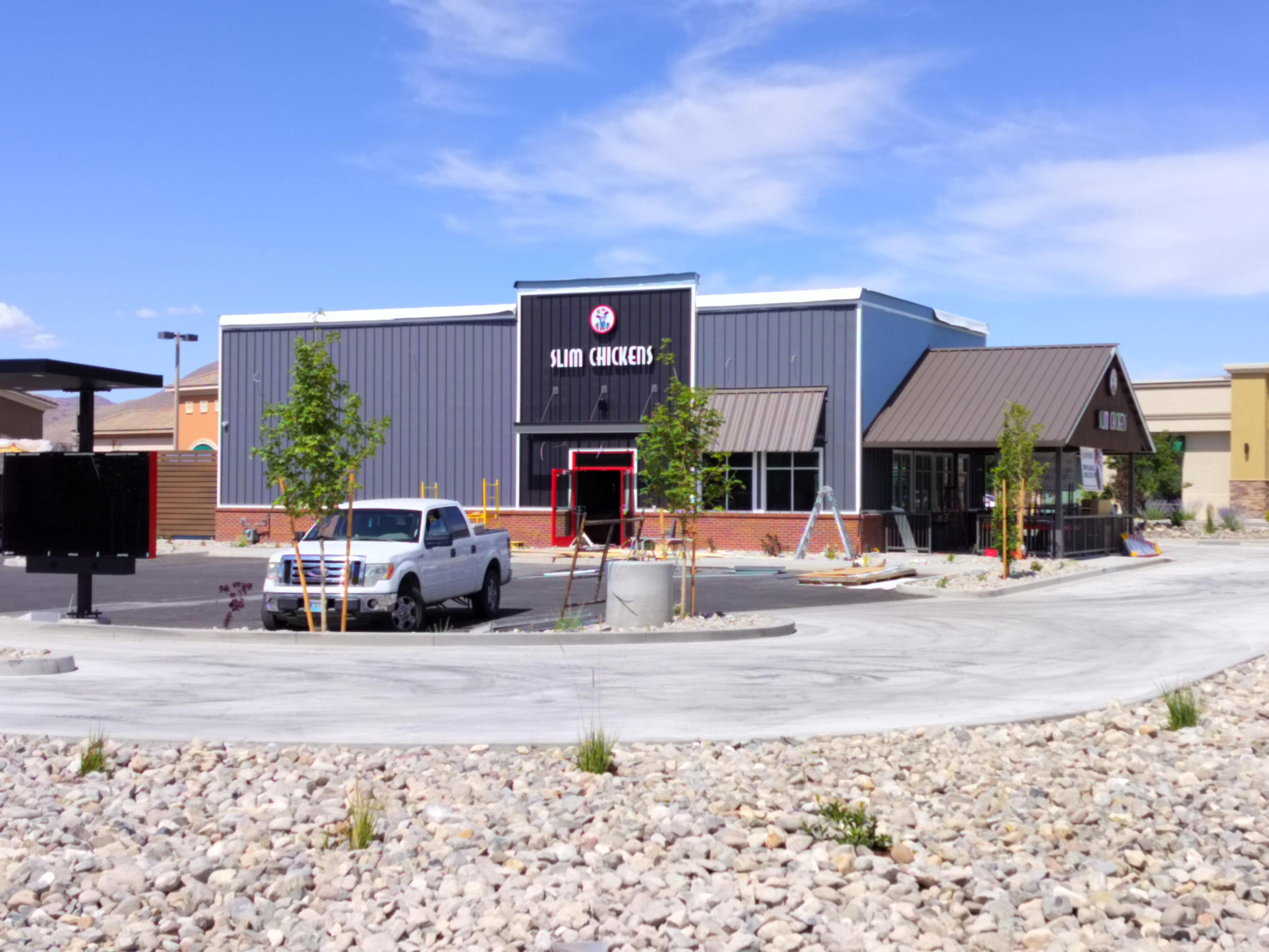 When is Reno’s first Slim Chickens restaurant opening?