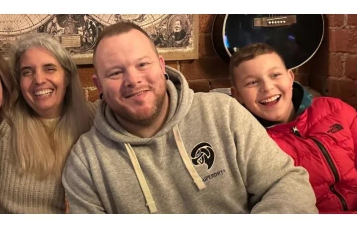 Tragedy as Derbyshire girl, 8, is orphaned after horror crash claimed ...