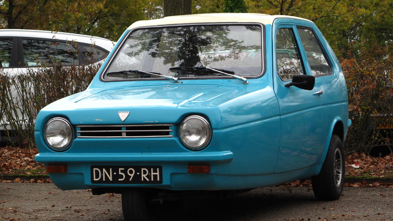 13 Wild 3-Wheeled Cars That Turn Heads and Break the Rules