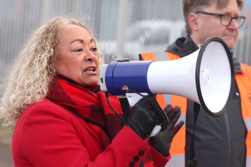 Liverpool MP says Prime Minister should 'consider position' as Burnham ...