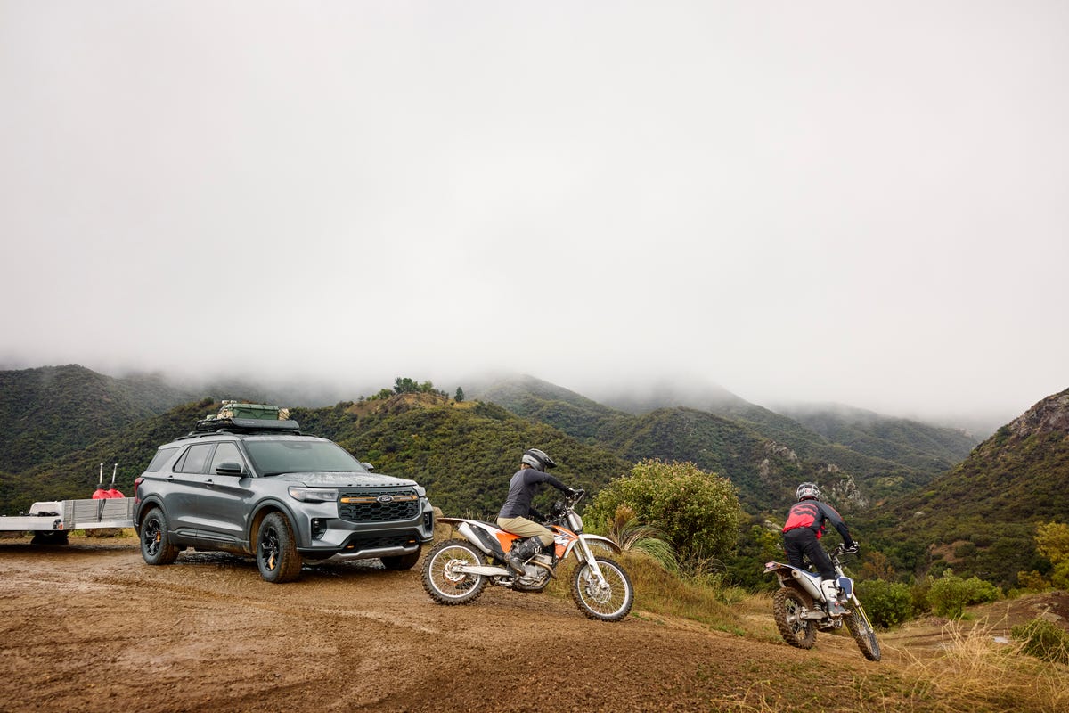 2026 Ford Explorer Tremor Photo Gallery