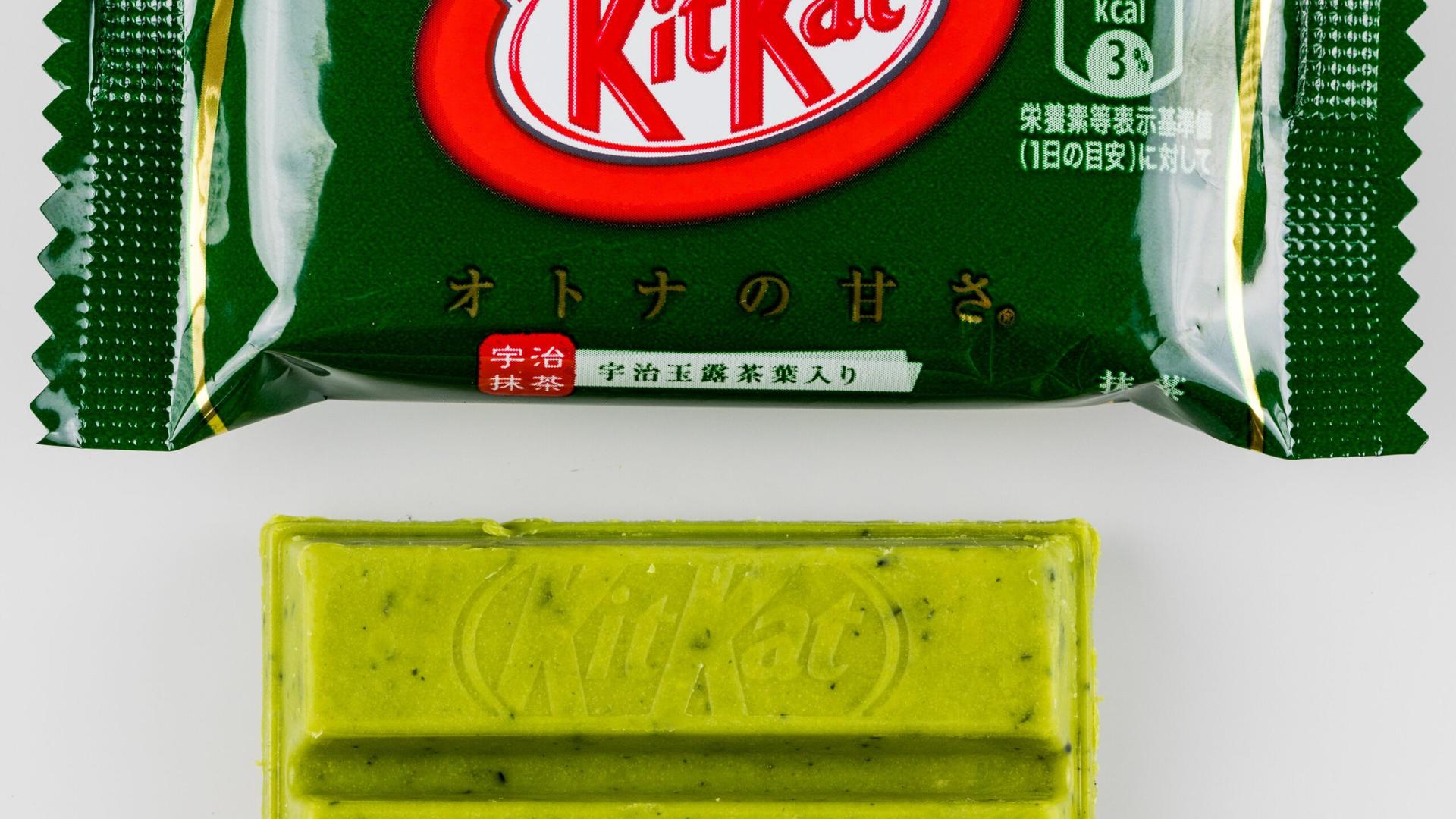 This Sampler Box Lets You Try Japanese Kit Kat Flavors—No Passport ...