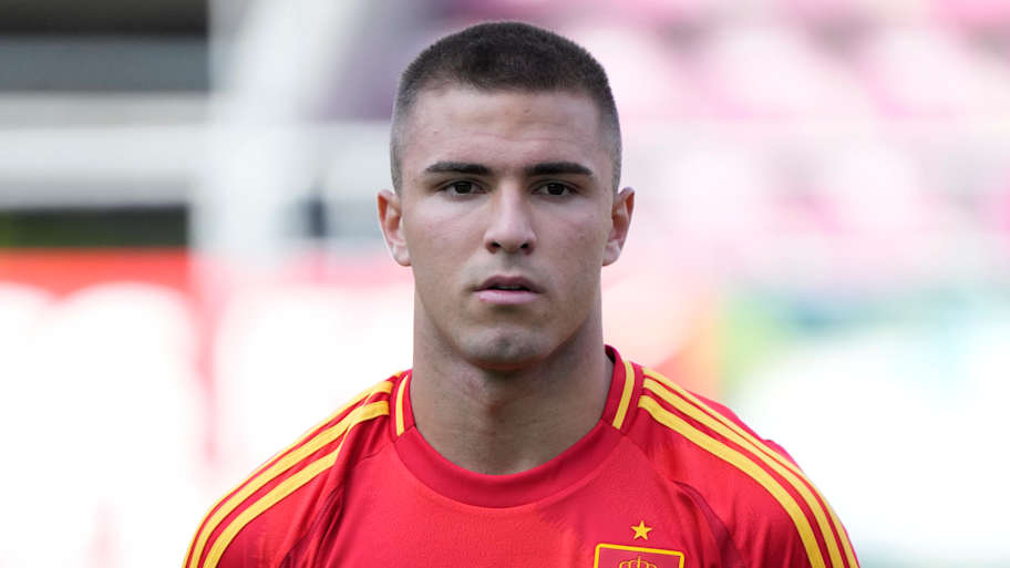 Young Spanish Striker Reveals His Preference Between Real Madrid and ...