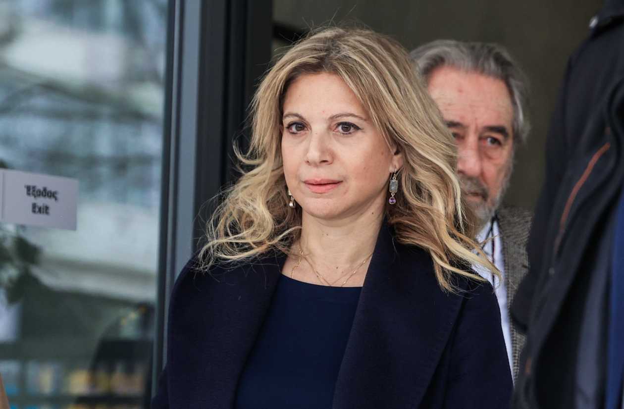 Μαρία Καρυστιανου για το ξέπλυμα Καραμανλή: «Θα μείνετε βυθισμένοι στον ...