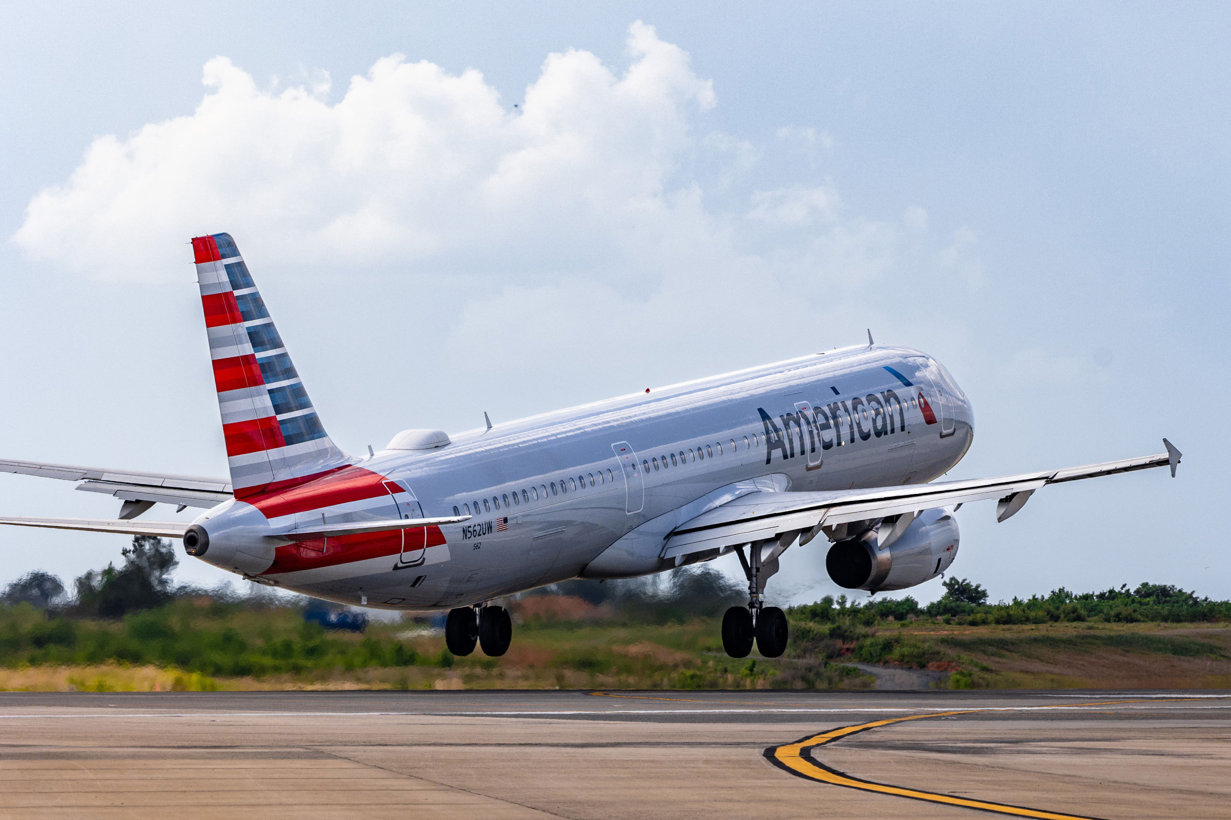 Plane forced to turn around over Atlantic Ocean before landing in Charlotte