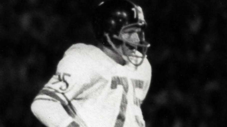 No. 75 and the New York Giants Player Who Wore It Best