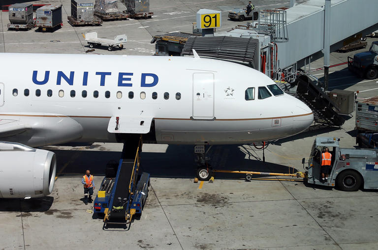 United Airlines supervisor allegedly told Black employee to ‘go fetch ...