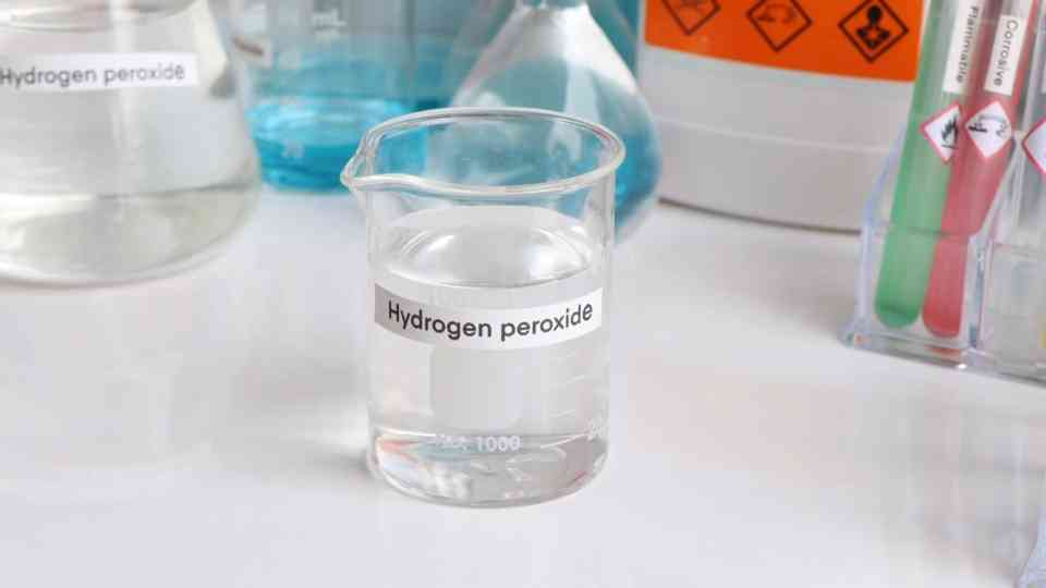 7 Common Household Items You Shouldn’t Clean with Hydrogen Peroxide