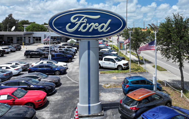 Ford Dealer Fort Pierce