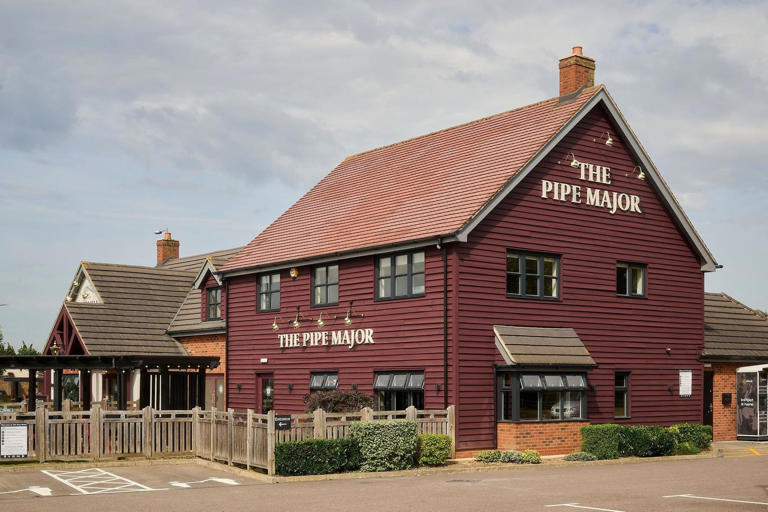 The Pipe Major in Dagenham is back open