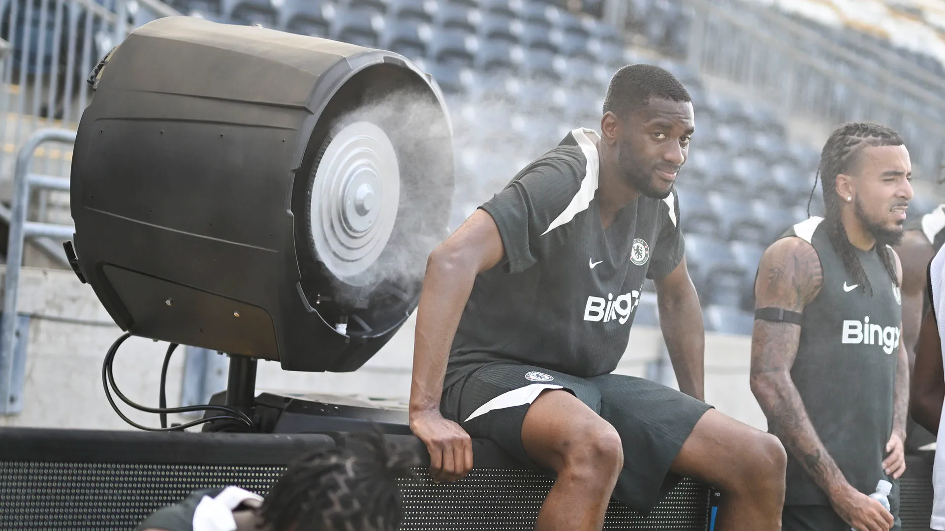 Rood alarm in Philadelphia, noodgeval voor Chelsea. De beelden