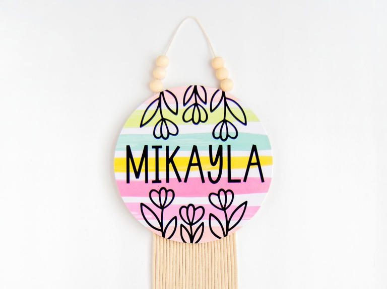 Stylish DIY hair bow organizer for kids’ rooms and gift giving