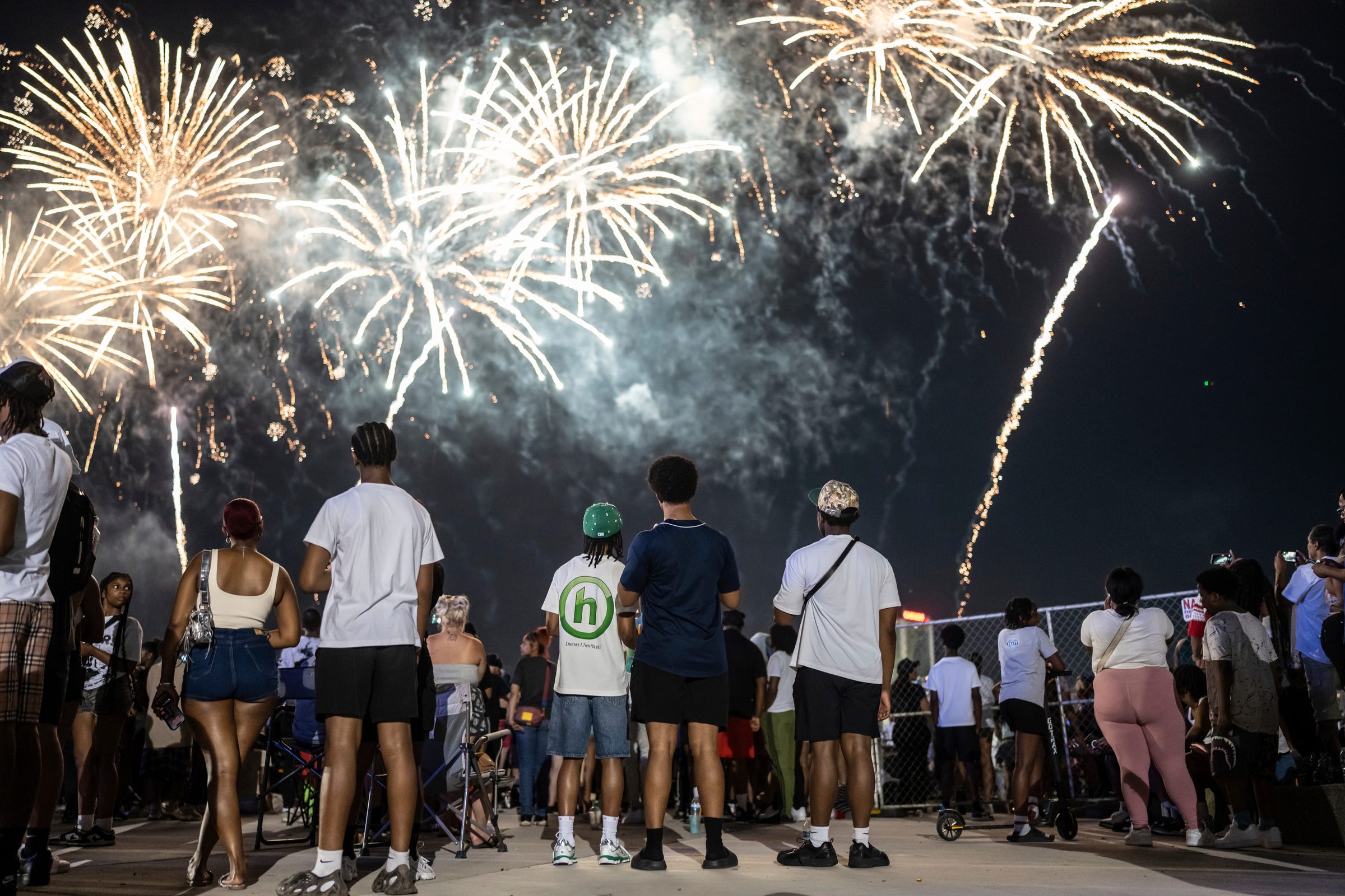 Detroit to open up waterfront viewing for 2026 Ford Fireworks