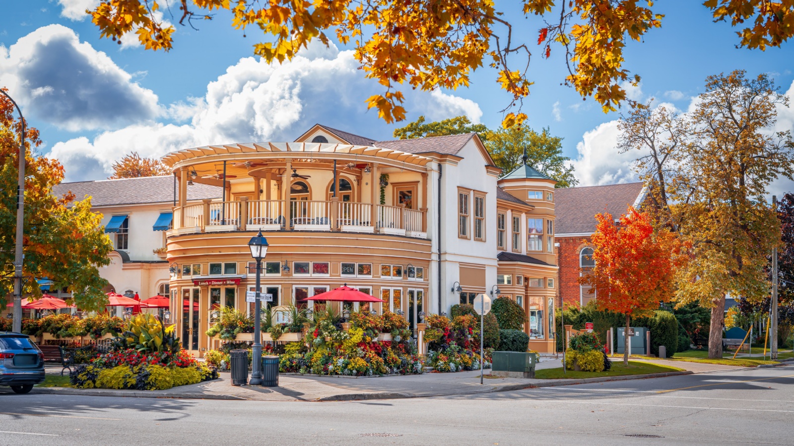 23 Small Canadian Towns That Feel Like European Villages