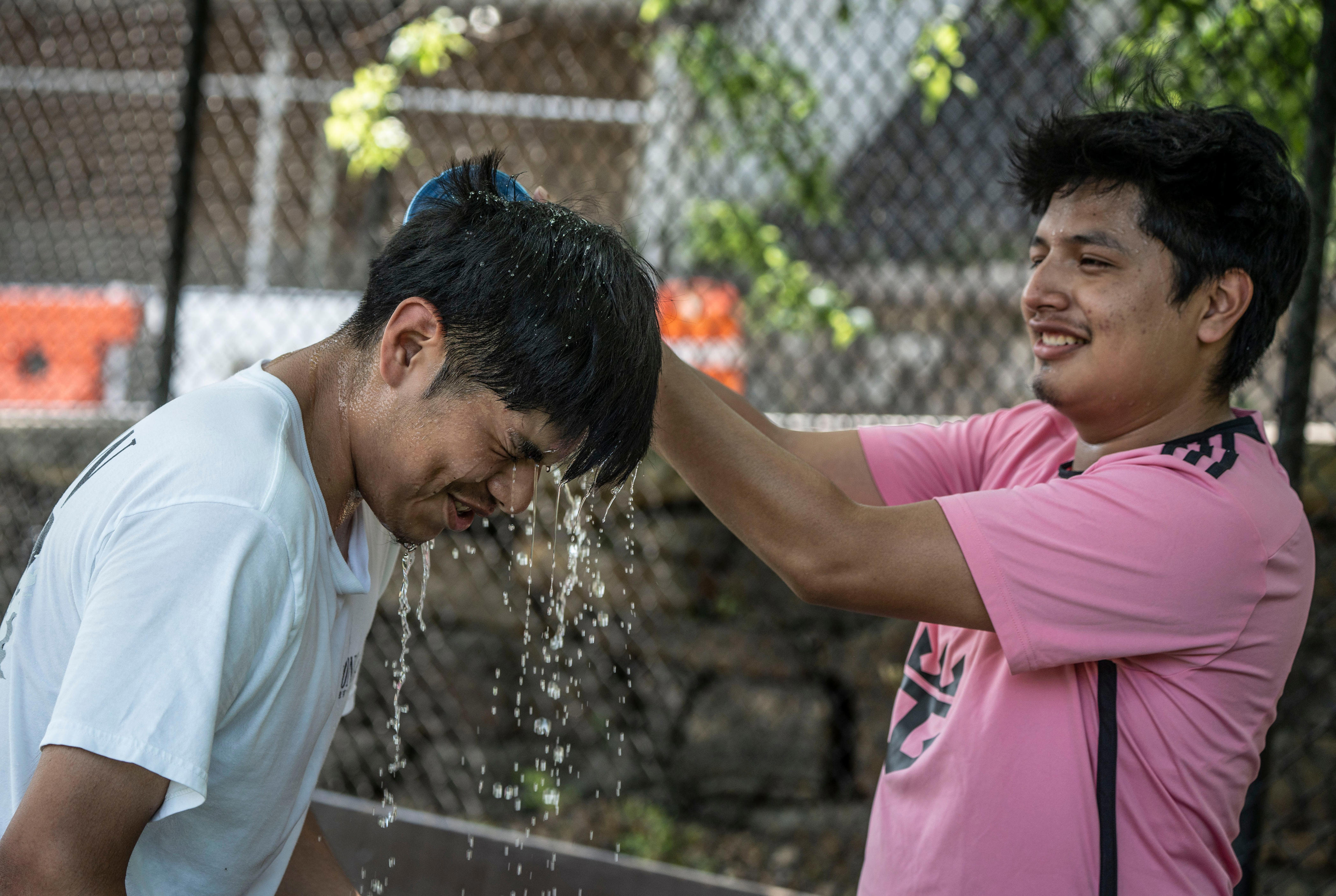What's the 'feels like' temperature? How the heat index can keep you safe