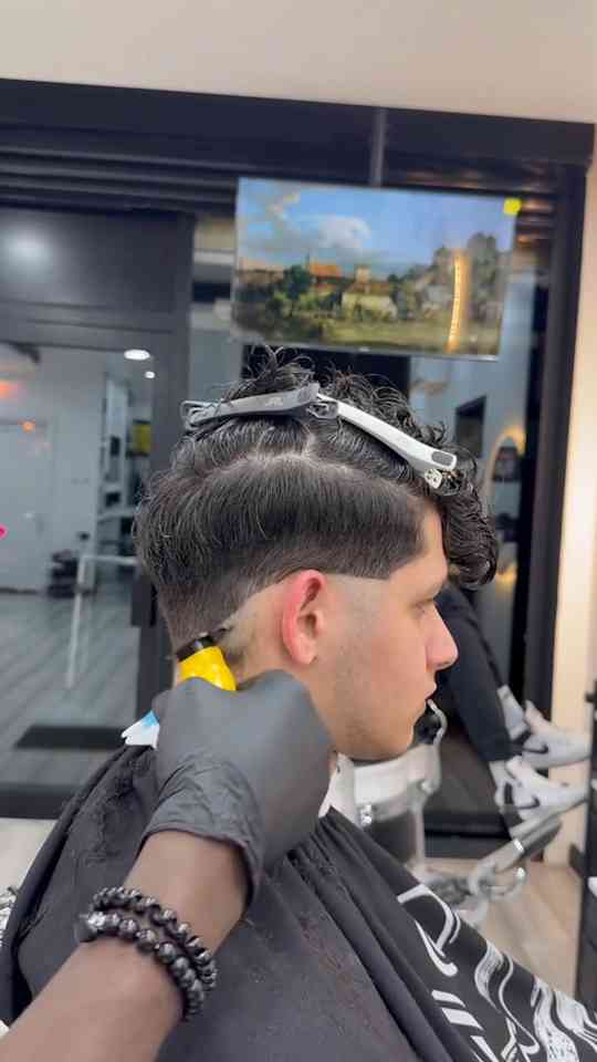 From Patchy to Perfect – Beard Trim Transformation