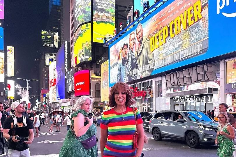 CBS' Gayle King, 70, shows off curves in figure-hugging dress as fans ...