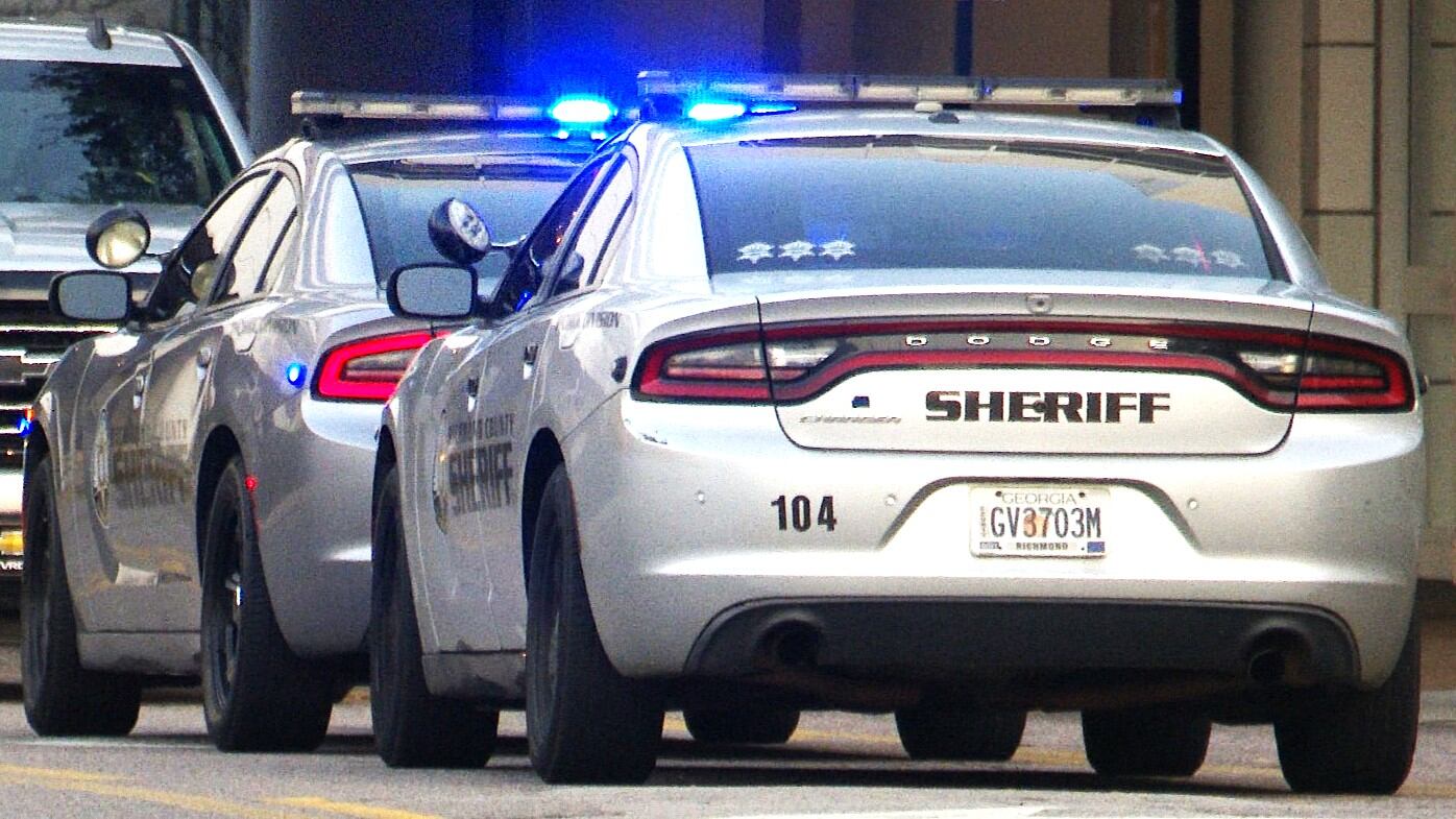 Thieves steal man’s iPhone, house keys during armed robbery in Augusta