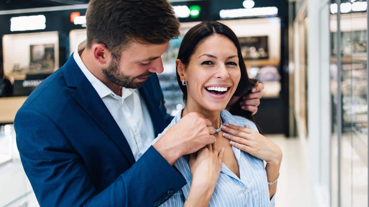 7 Simple Steps to Keep Spending in Control