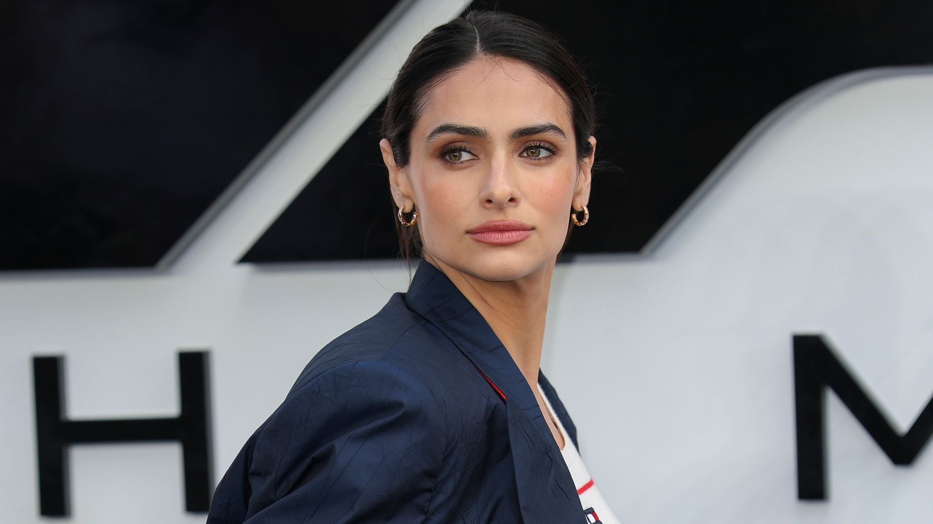 Renata Notni revela con orgullo que trabajará junto a Mel Gibson en el thriller fronterizo 'Coyote'