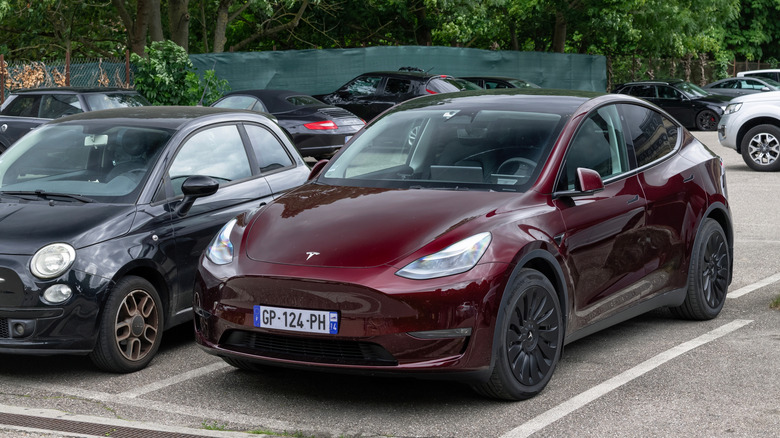 Tesla Faces $58,000-A-Day Fines In France Over 'Deceptive Marketing ...