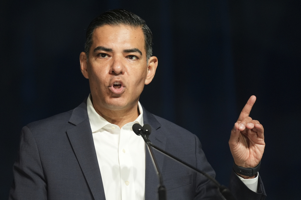 Rep. Robert Garcia elected top Democrat on Oversight panel, setting new ...