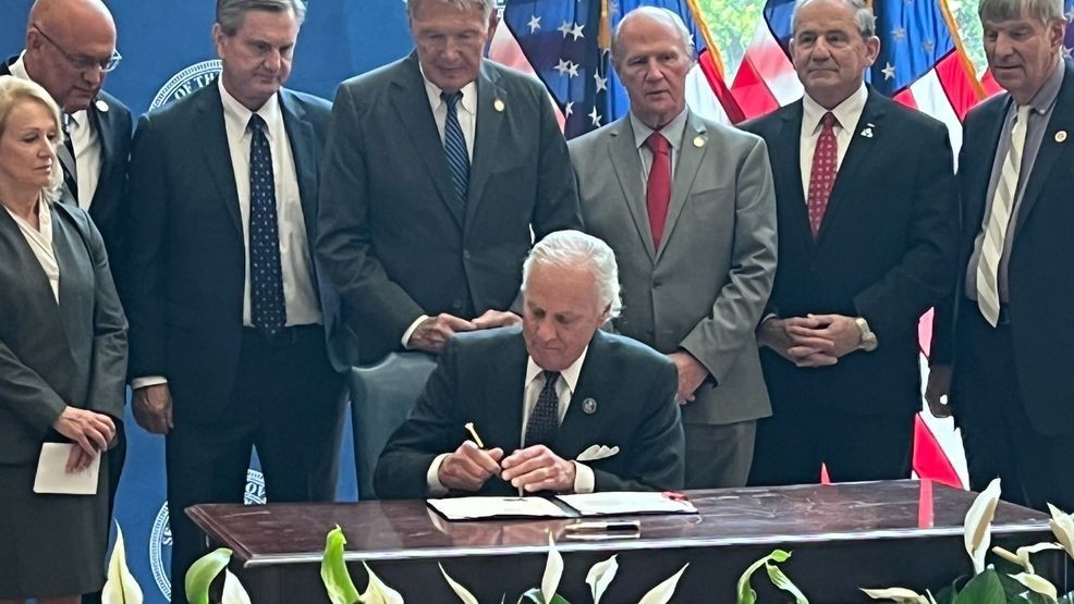 Governor McMaster signs bill for new health department