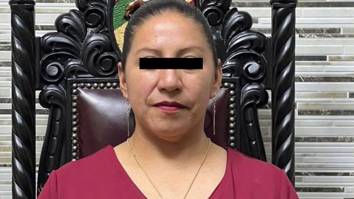 Selenne 'N', presidenta municipal de Capulhuac, es detenida por ...