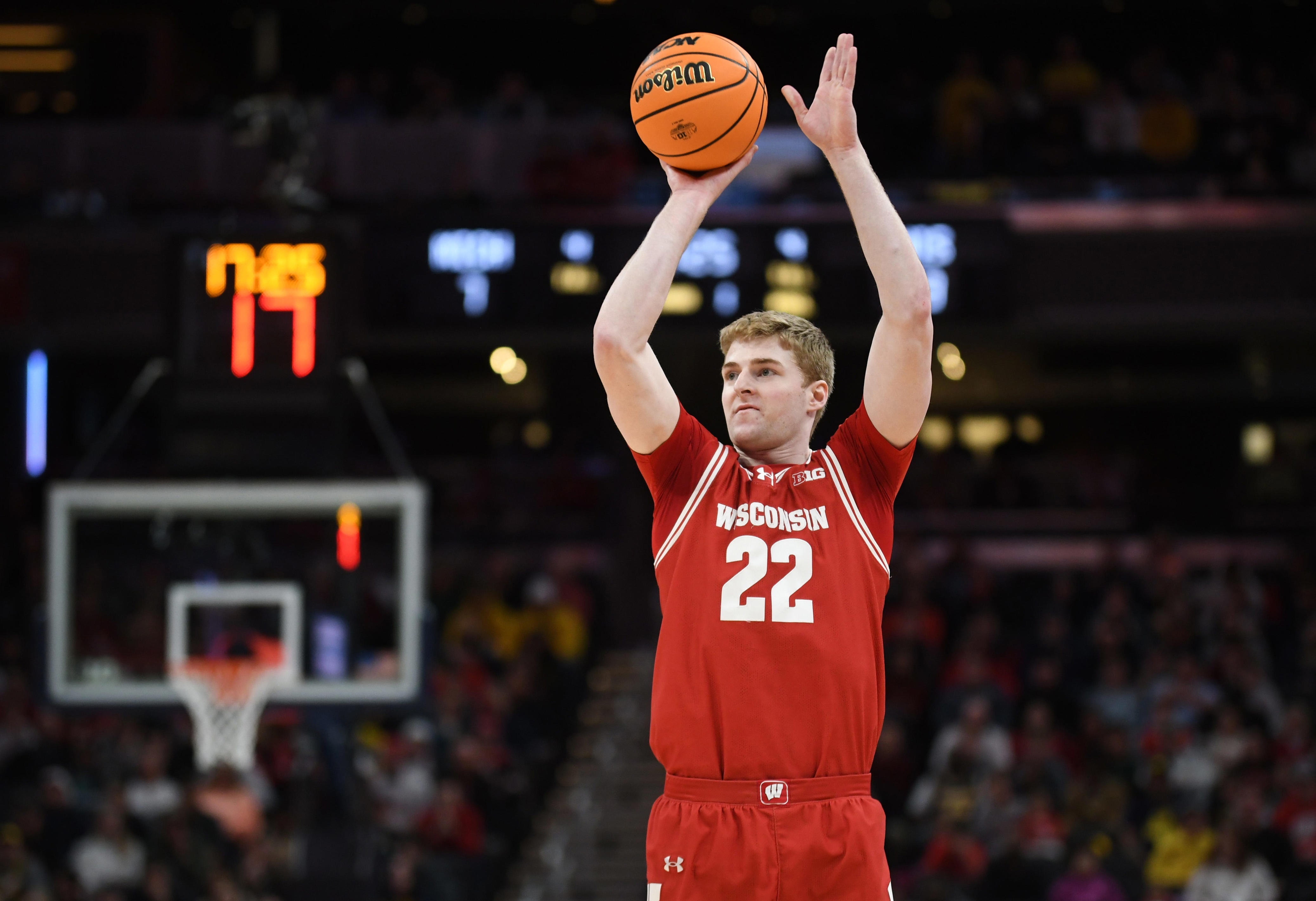 Wisconsin center Steven Crowl: 'I'm more versatile than I showed at ...