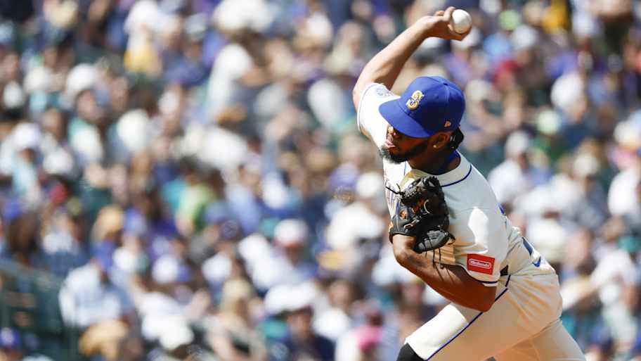 Seattle Mariners Reliever Eduard Bazardo Has Been Lights Out in Recent ...