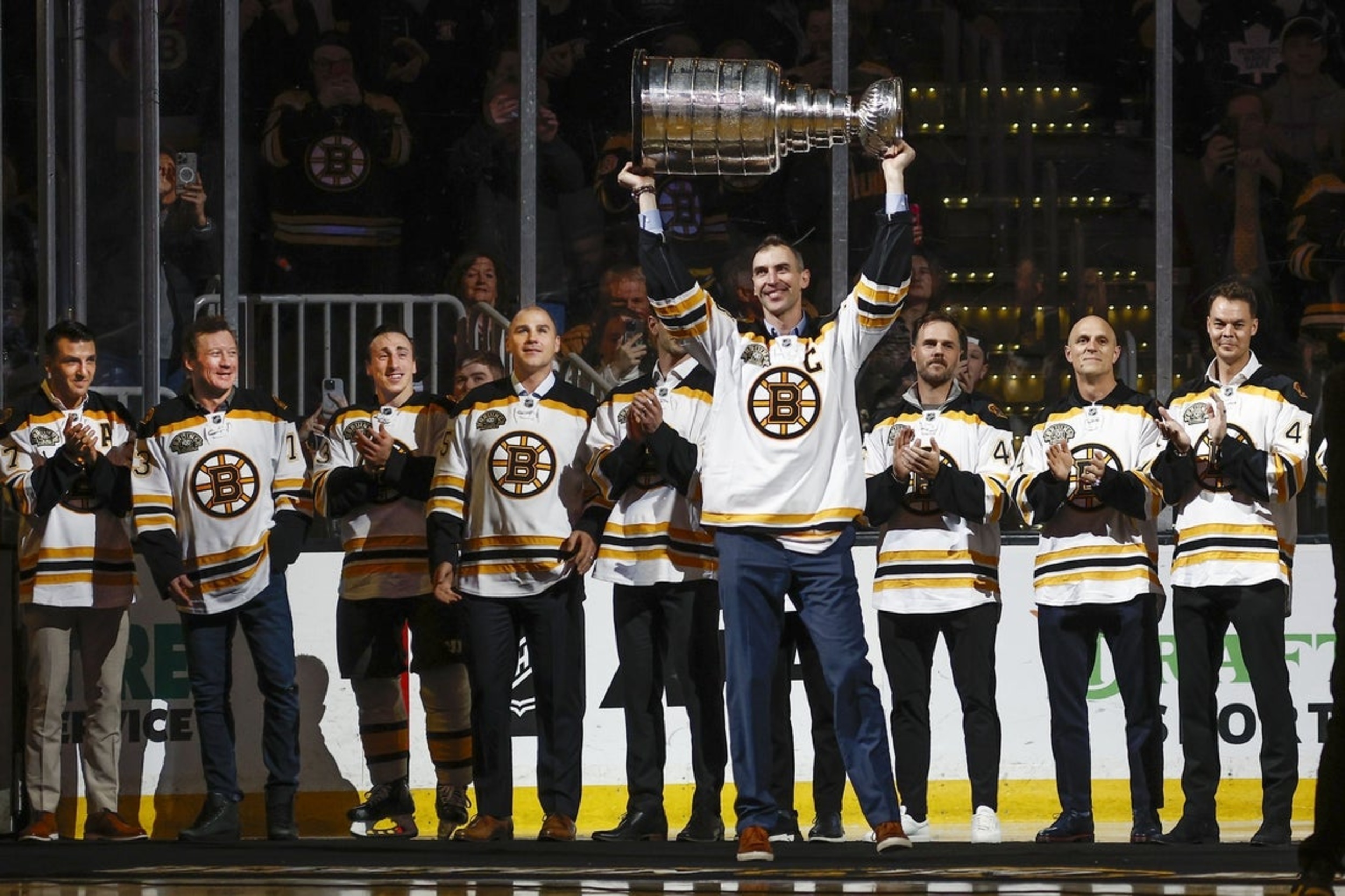Zdeno Chara, Joe Thornton among 8 selected to Hockey HOF