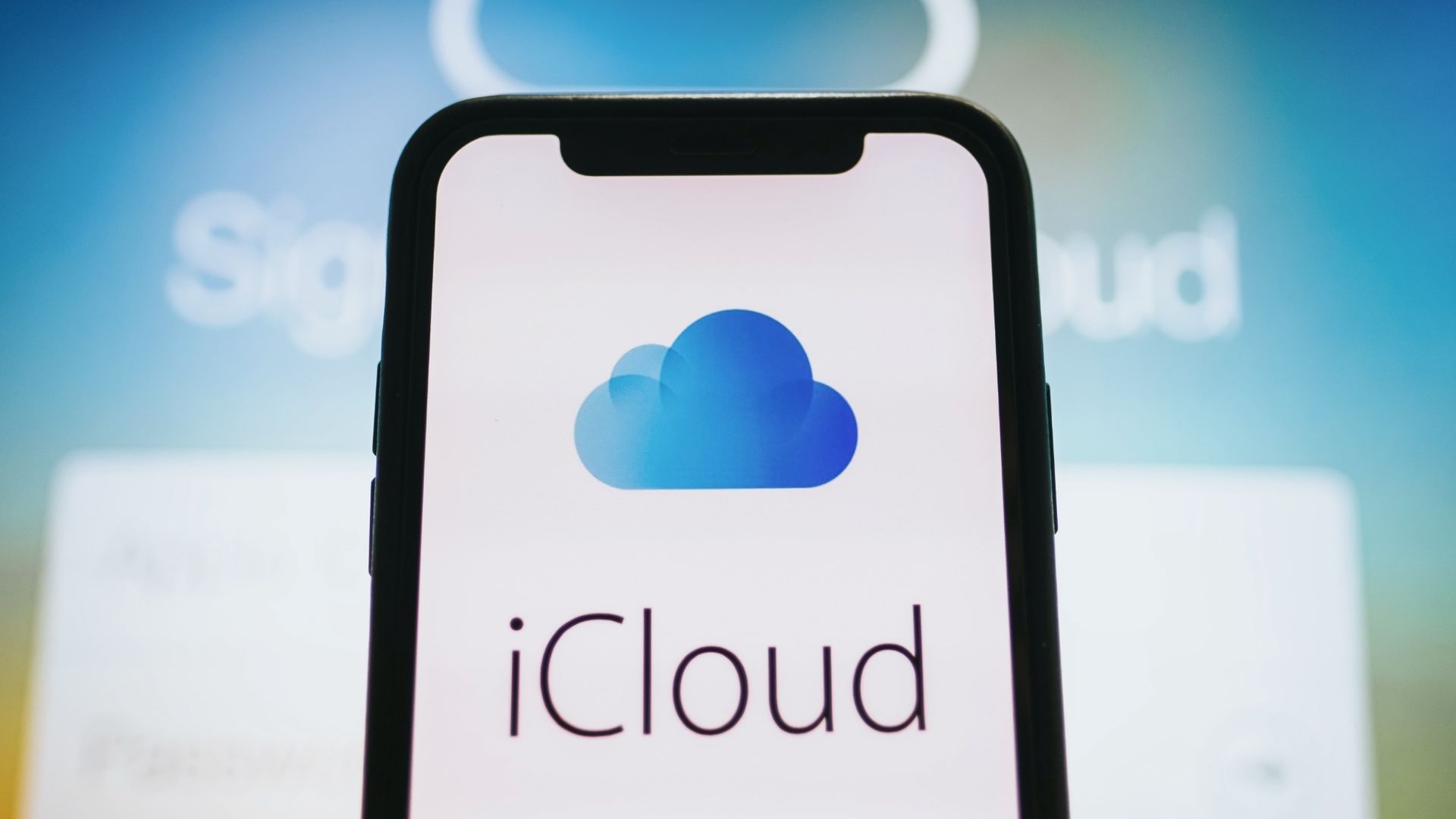 iCloud down — live updates on Apple outage hitting Photos, Mail and more
