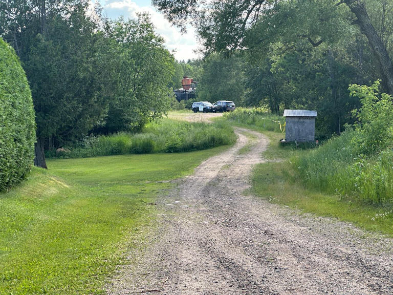 Police issue warning to Quadeville, Ont., parents after girl ...