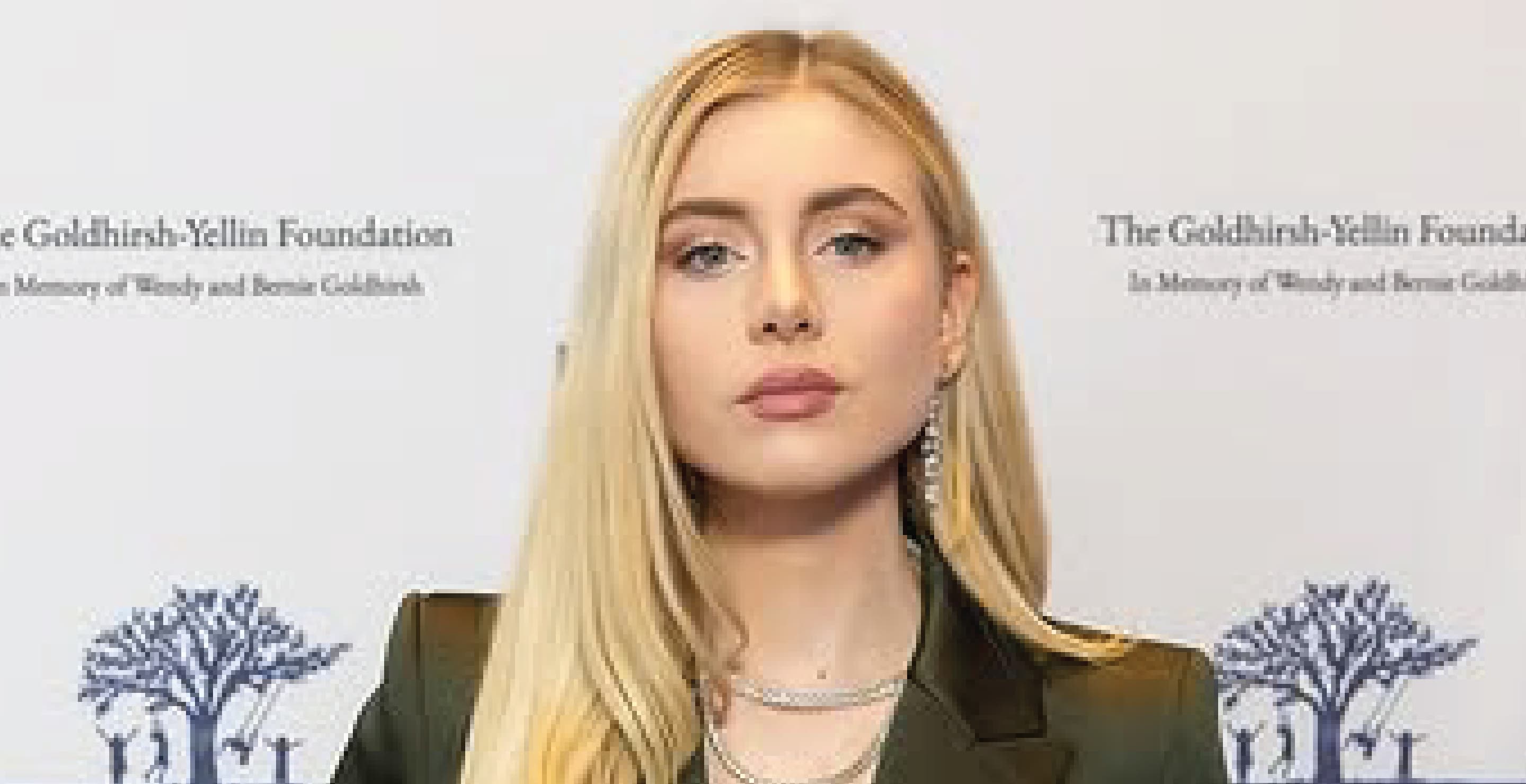 Los Angeles, California 13-Year-Old Was Given Six Months To Live. 10 ...