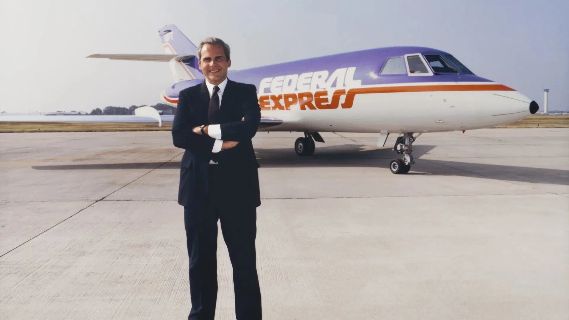 How Fred Smith Built FedEx Into World's Biggest Cargo Airline