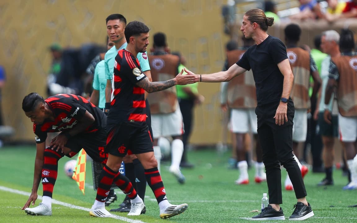 Escalação do Flamengo: Filipe Luis poupa titulares pensando no Bayern ...