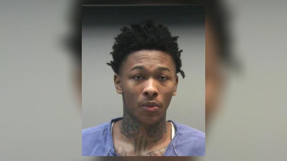 Man killed 19-year-old, tried to clean scene with bleach, court docs say