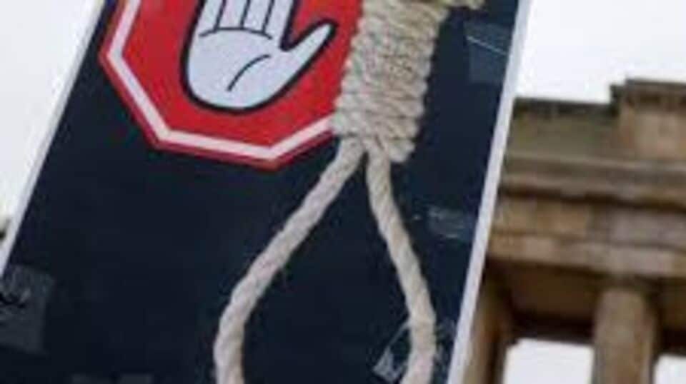 Iran hangs 3 for spying for Israel; arrested 700 in sweeping crackdown ...