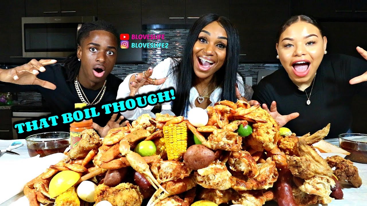Inside Lotus Seafood’s Viral Mukbang Moments