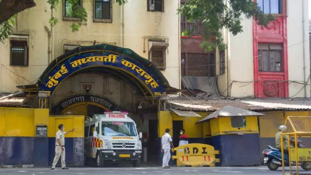 Designed for 999 inmates, holding 3,461: Mumbai's Arthur Road jail ...